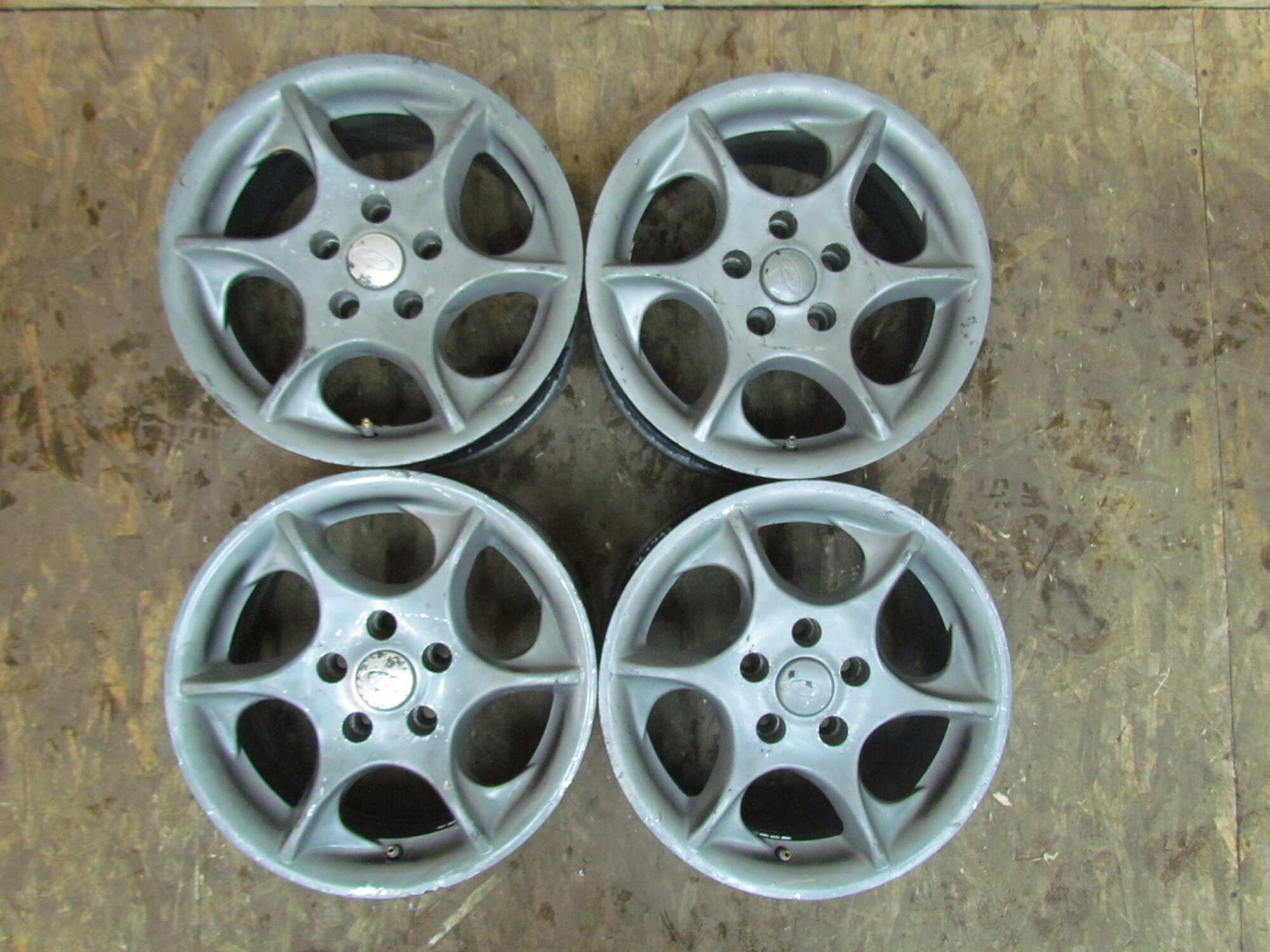 Комплект колесных дисков Ford R15 7J ET38 5*108 DIA58 (реплика) 0024029