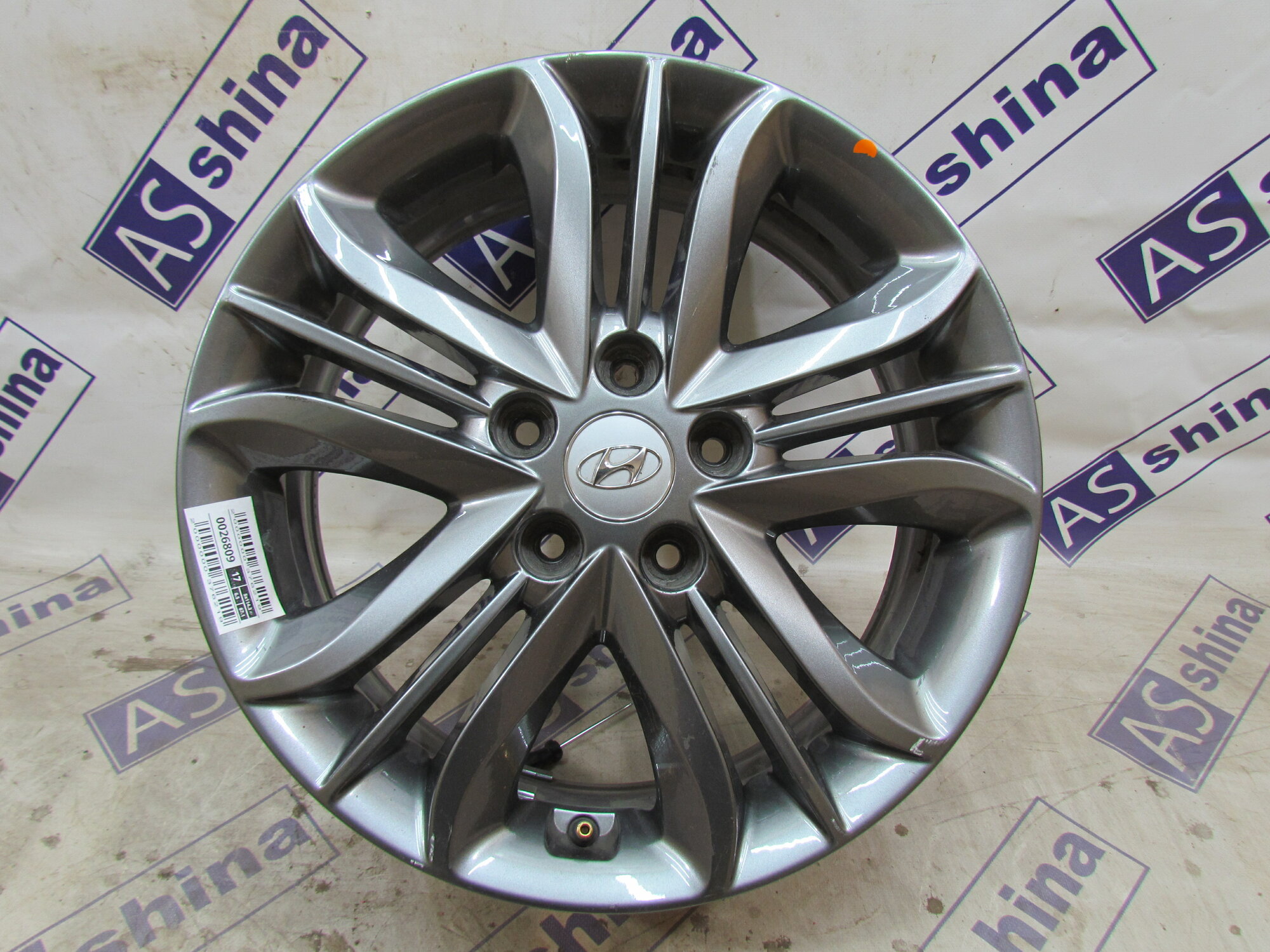Колесный диск Hyundai R17 6.5J ET51 5*114.3 DIA67.1 (оригинал) 0026809