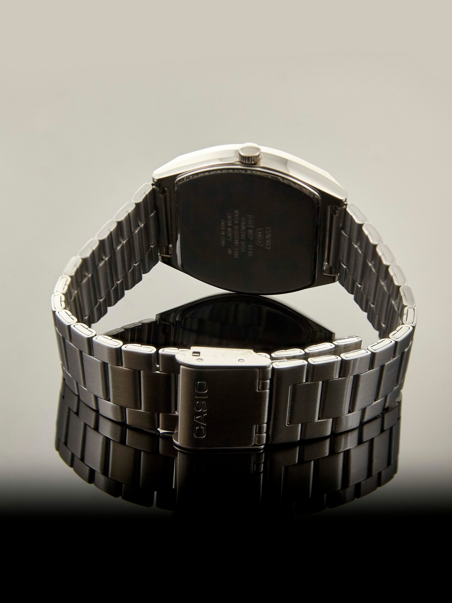 Наручные часы CASIO Классика, серебряный — фото 1