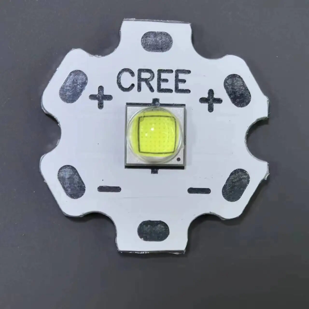 Светодиод CREE XML2 T6 U2, 10W White, 20MM