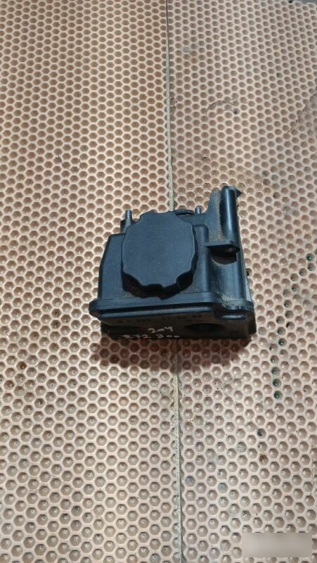 Бачок гур Mercedes-Benz C-Class W204 272.947 Б/У с пробегом