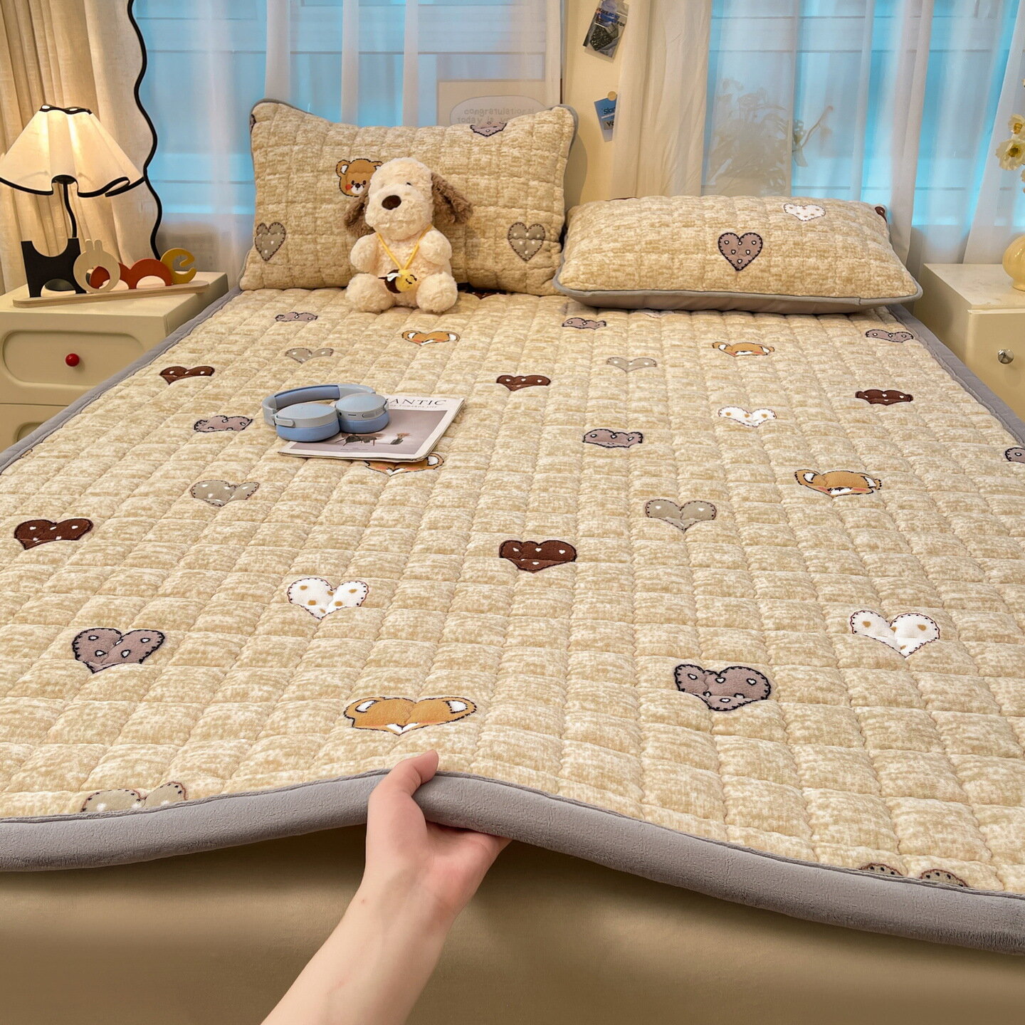 Матрас из утолщенного молочного флиса типа А, тепло зимой, матрас из кораллового флиса, складной мягкий коврик для дома, коврик для общежития,135*200cm