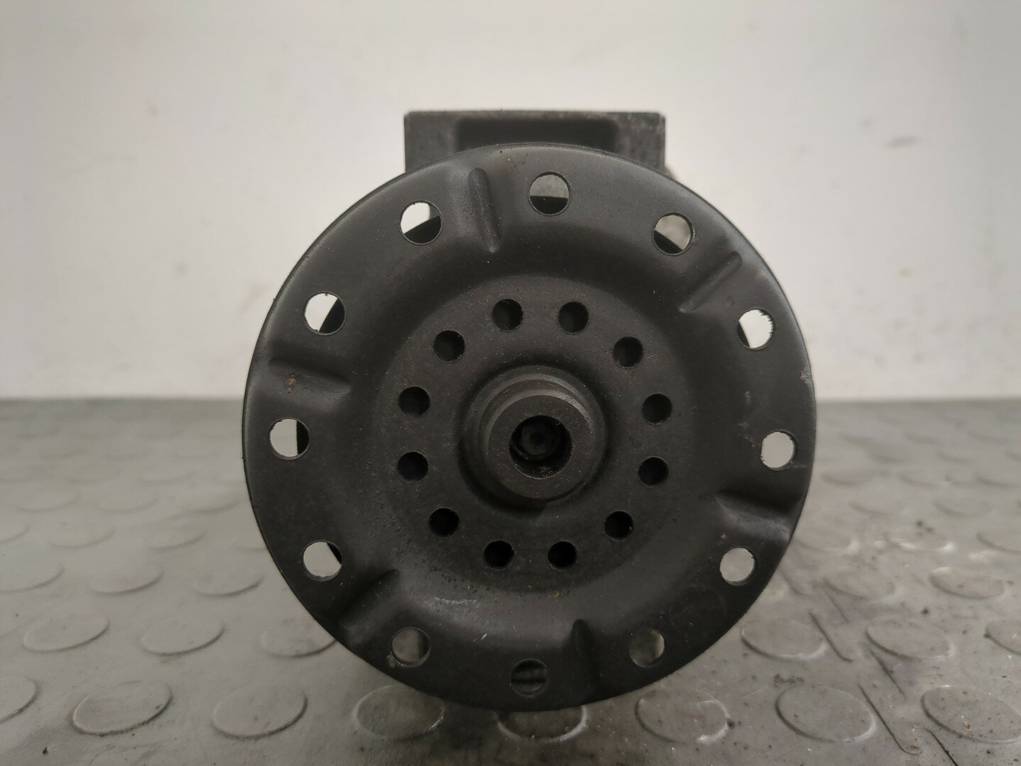 Компрессор кондиционера Dodge Caliber Б/У