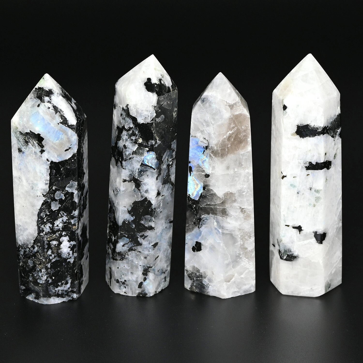 Кристалл из лунного камня "Карандаш" 22*22*75мм, 70-80г .