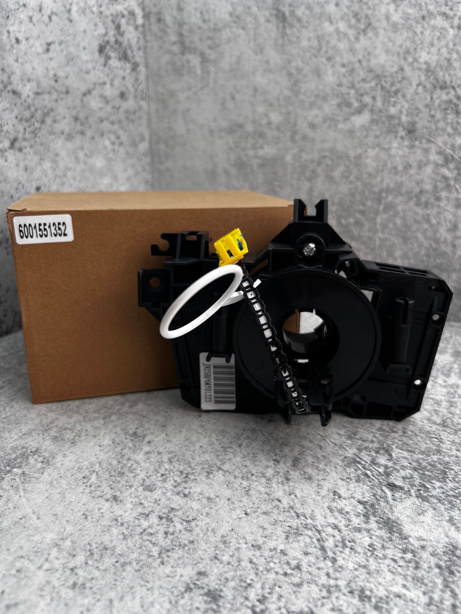 Подрулевой шлейф 6001551352 для Lada Largus. Renault Logan, Duster, Sandero. Аналог 255672425R