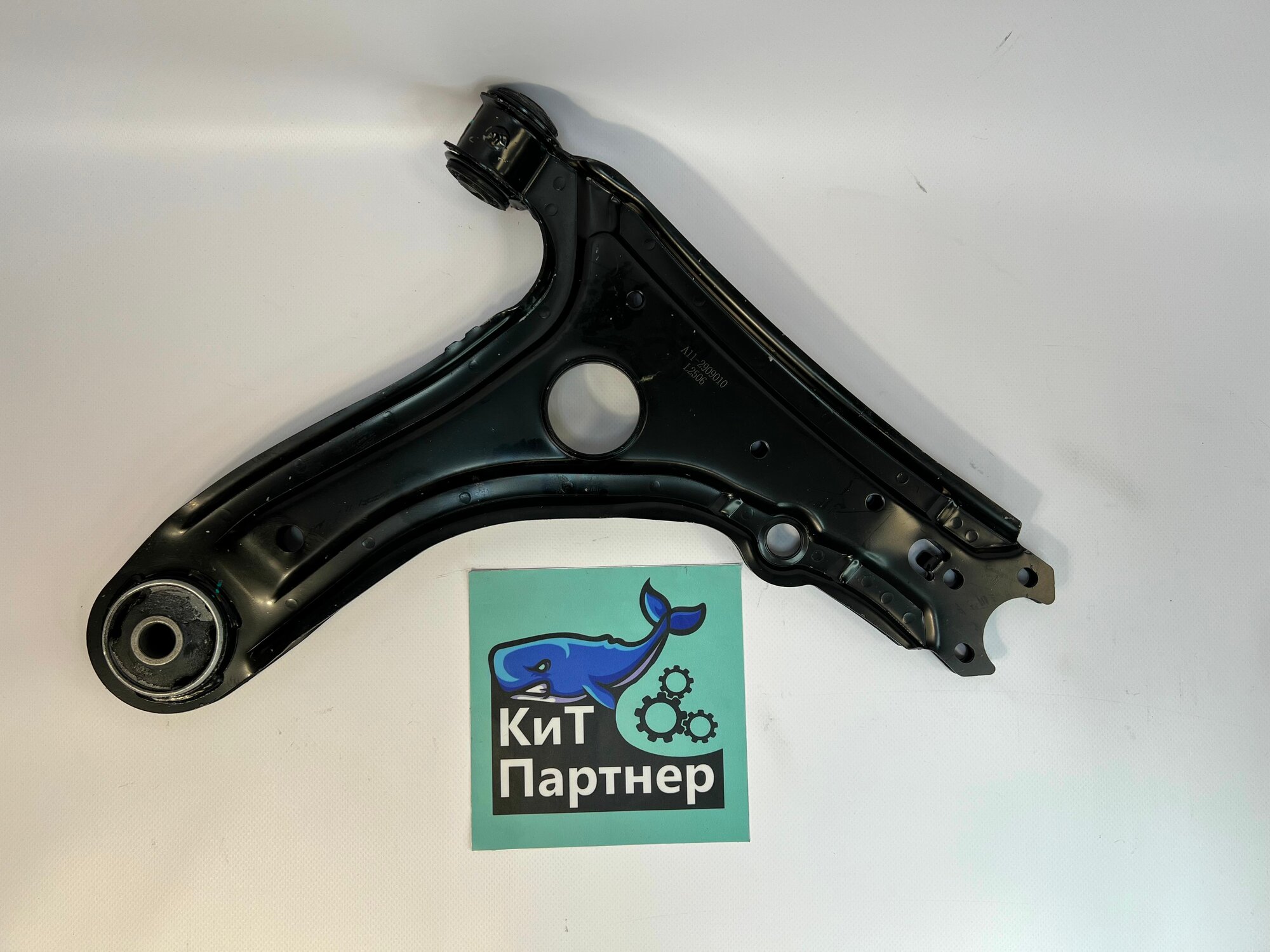 Рычаг передний левый CHERY Fora / Чери фора