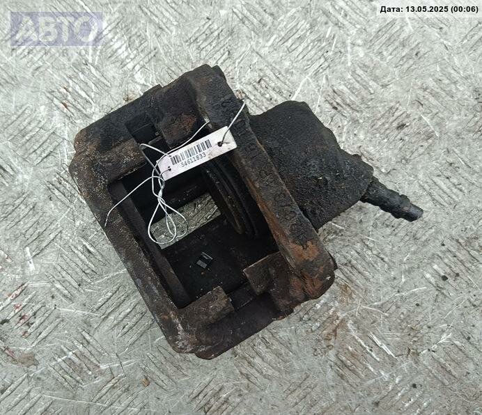 Суппорт передний правый Dacia (Renault) Sandero I (2008-2012)