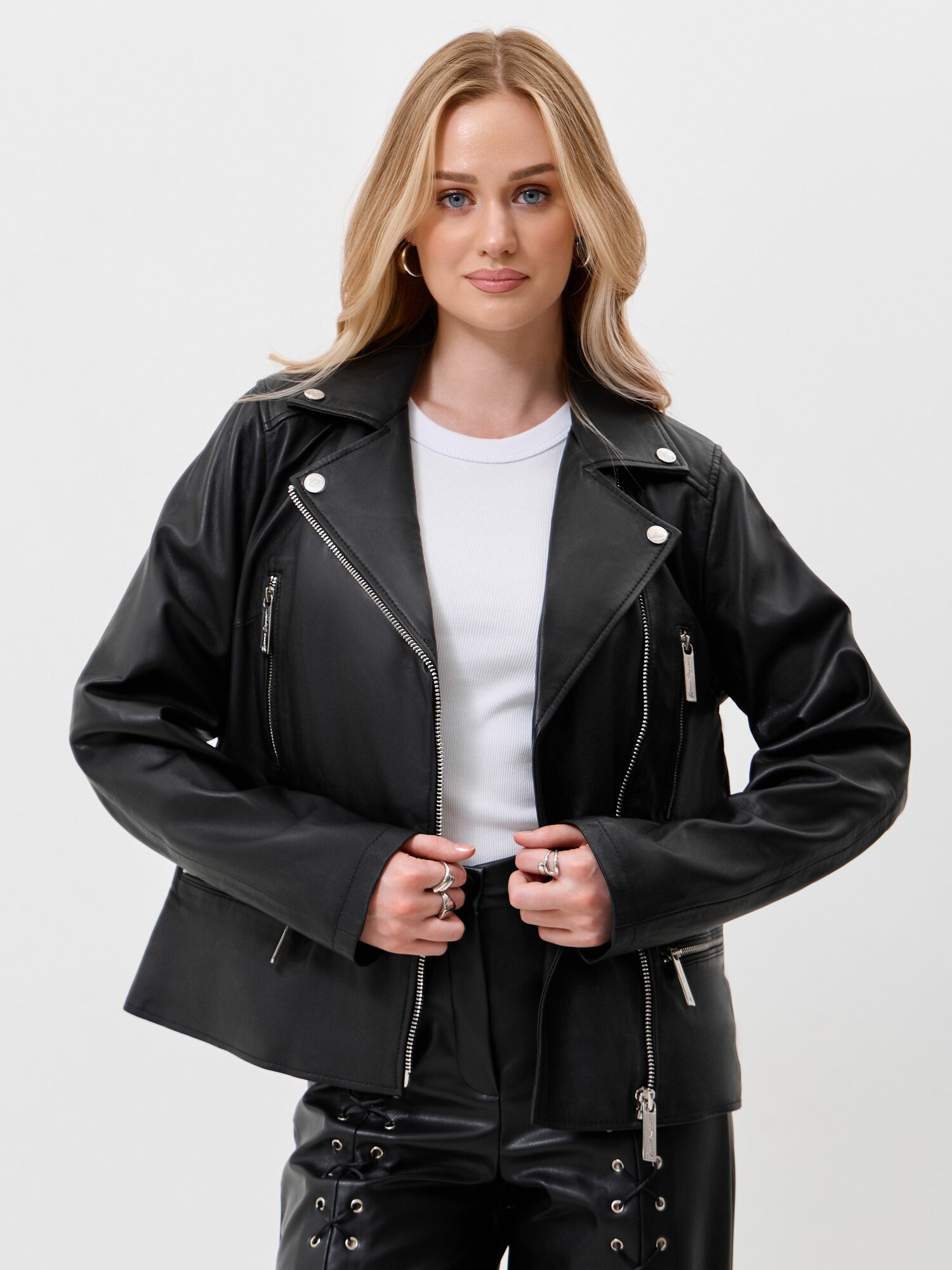 Куртка спортивная