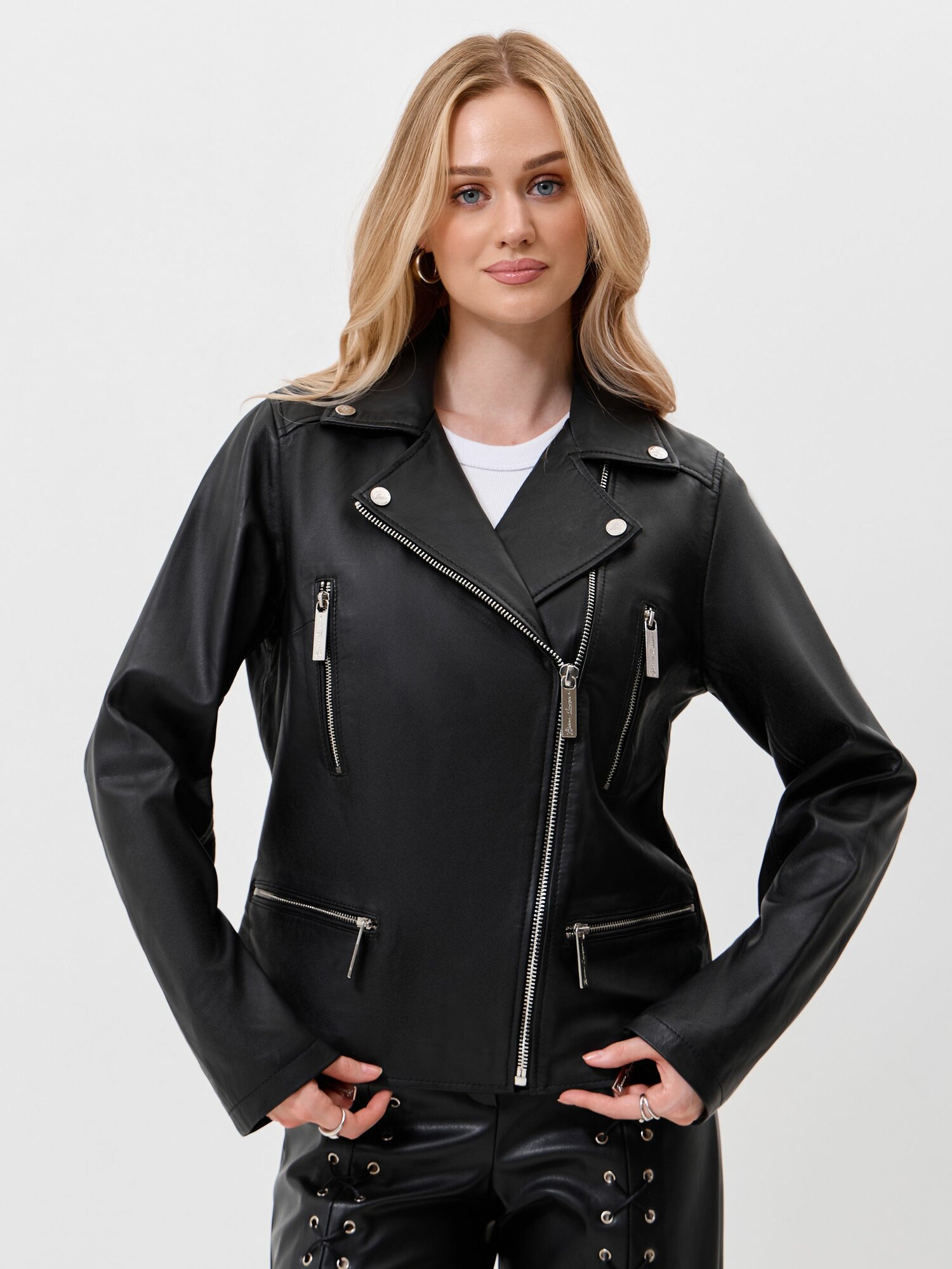 Куртка спортивная