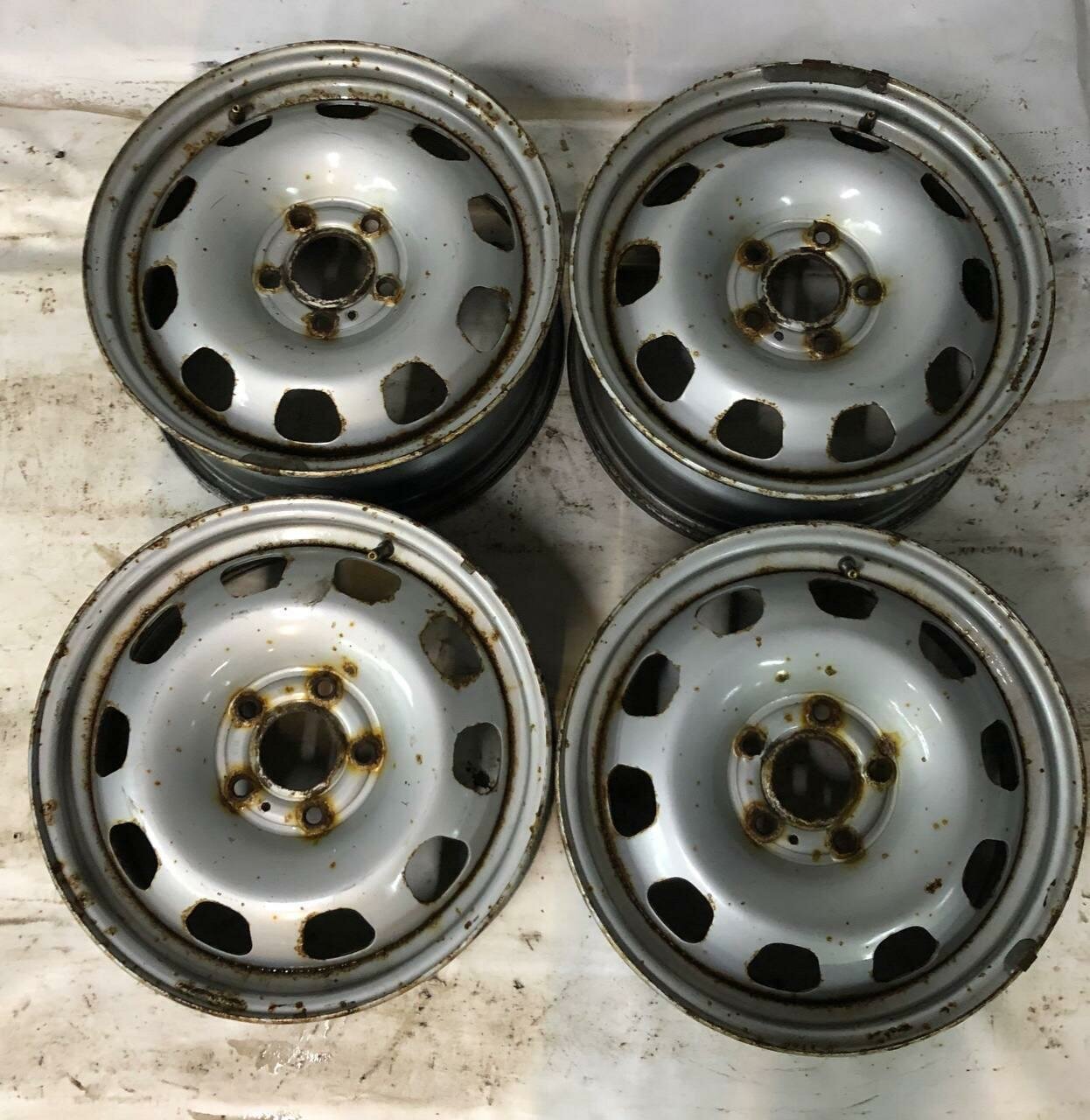 Колесные диски Штампованные 16x6.5 PCD 5x114.3 D66.1 ET50 (Реплика)