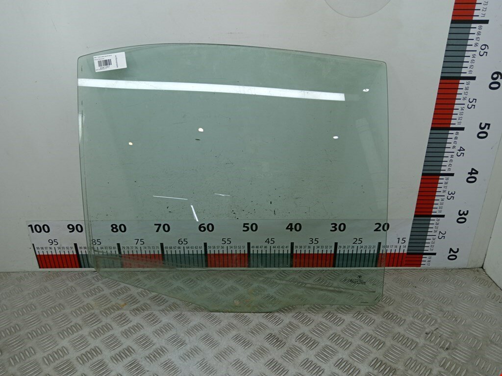 Стекло двери задней правой BMW 5-Series (E39) 51348159172 арт. 2241297