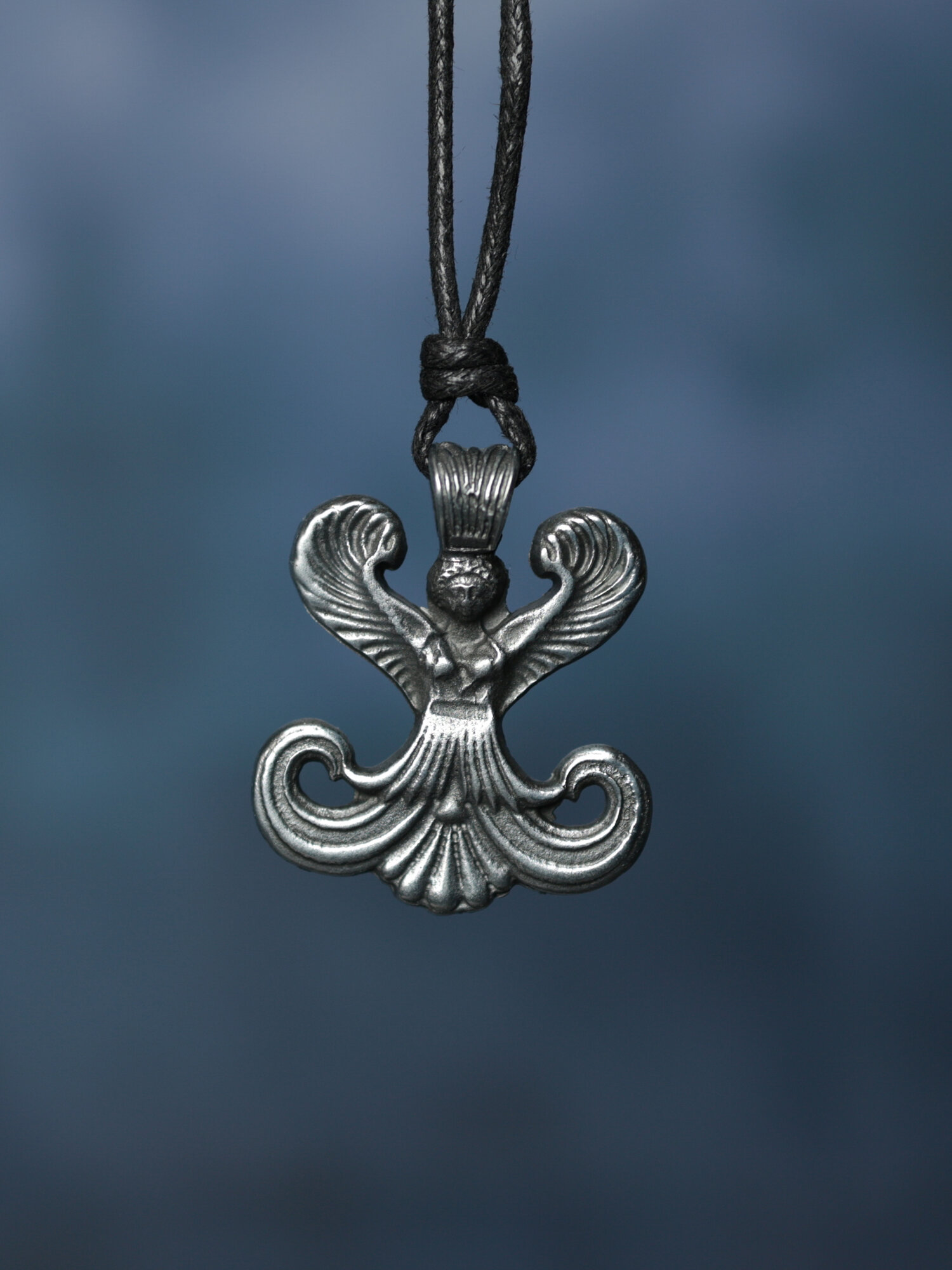 Лада-Богородица, славянский амулет семейного счастья, любви и гармонии