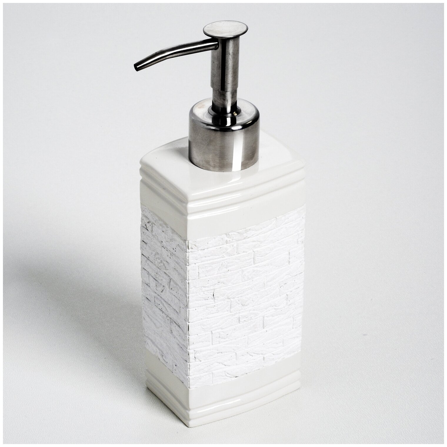 Дозатор жидкого мыла WasserKRAFT Main K-4799