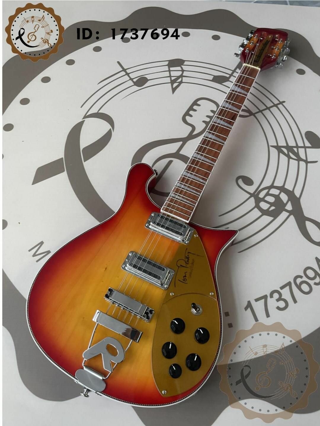 Rickenbacker 12-струнная электрогитара