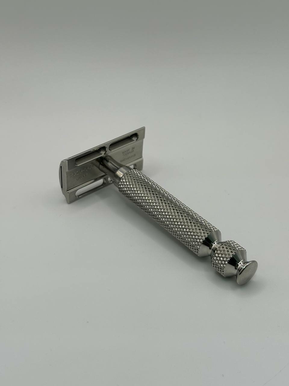 Т-образная бритва RazoRock Game Changer 84-P Ufo