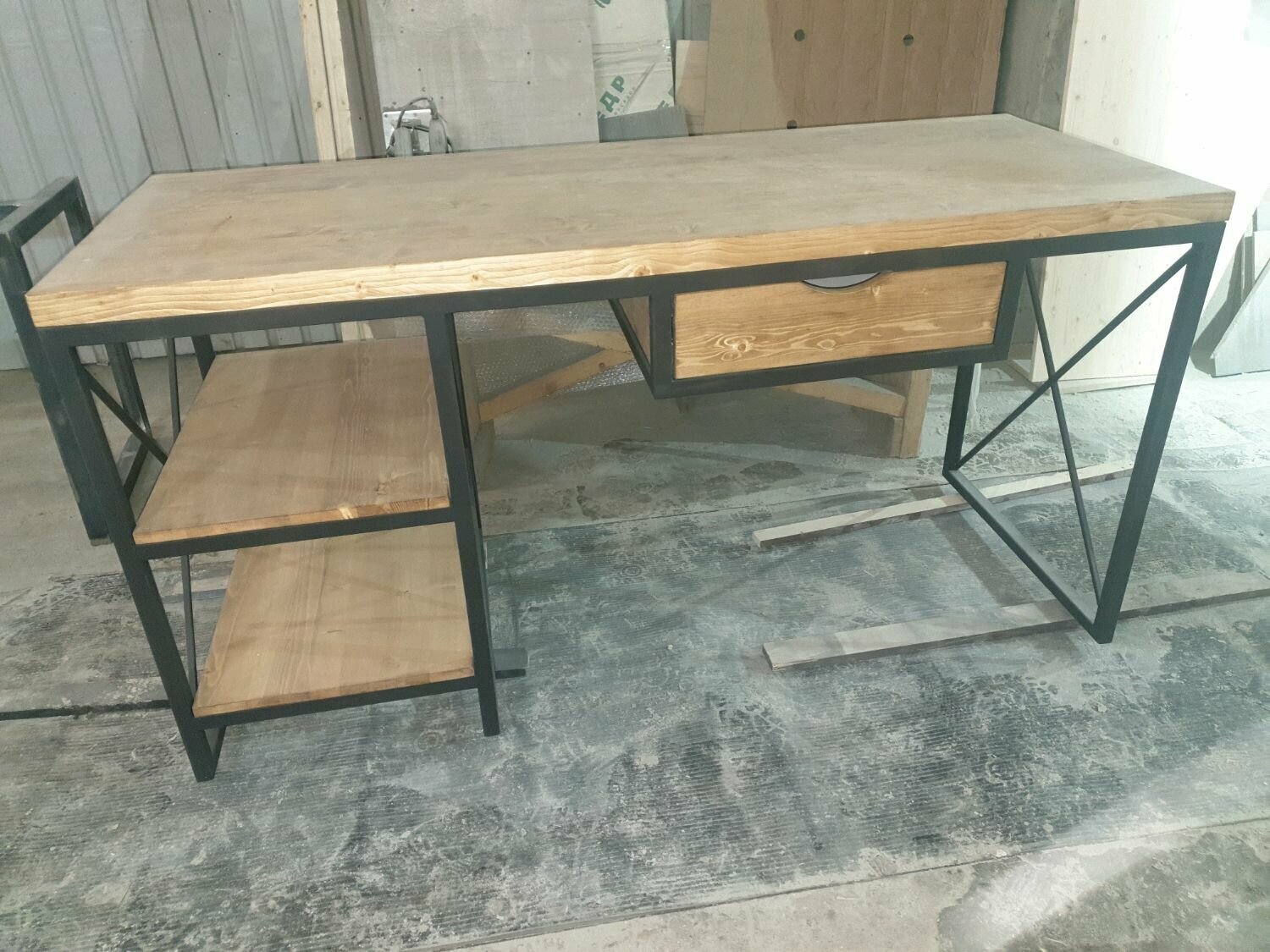 Стол EasyLOFT рабочий, 60x60x75 см, цвет орех светлый