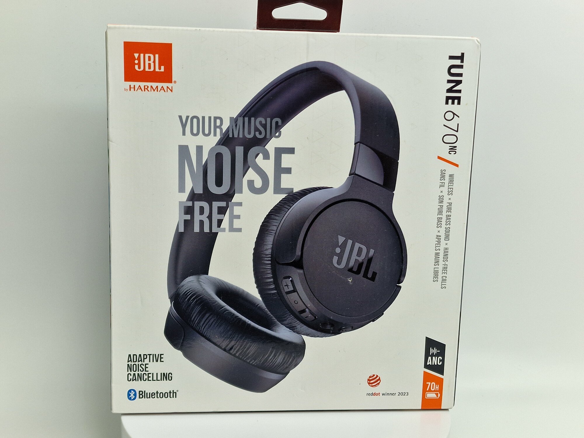 Беспроводные наушники JBL Tune 670 NC, черный