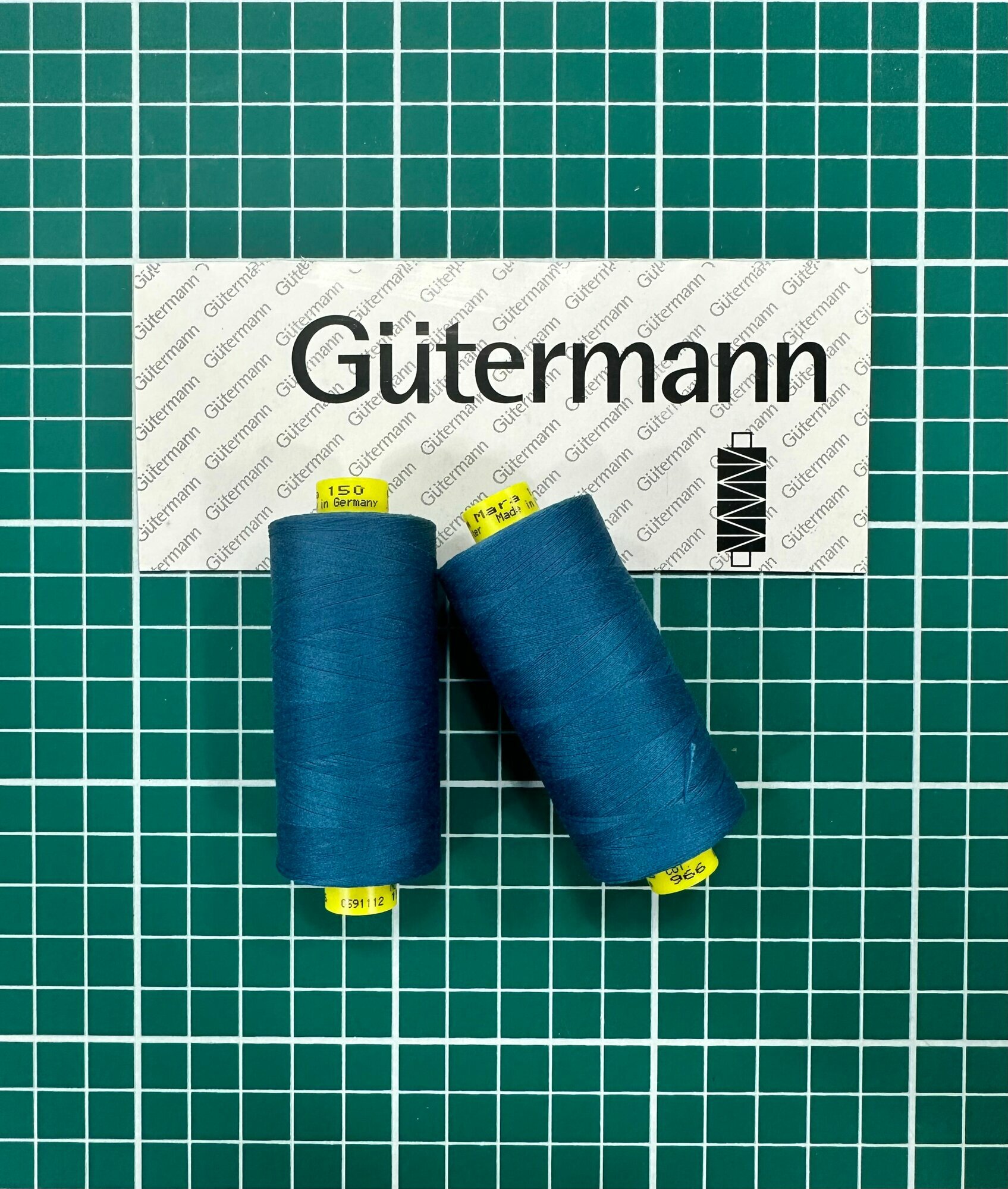 Gutermann Mara 150; col: 966 (1000 м) Нитки для шитья