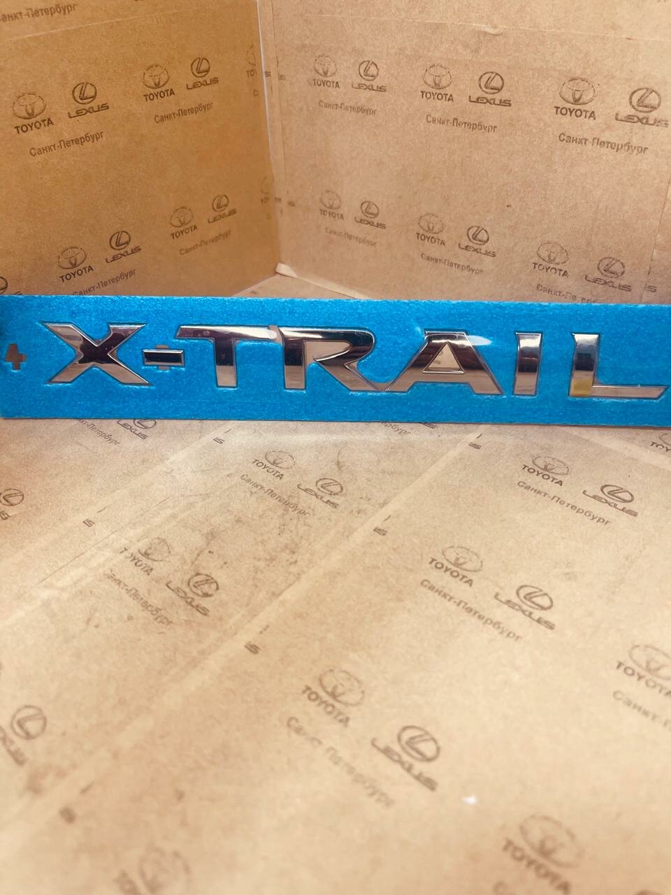 84895-4CM0A Надпись значок крышки багажника Nissan X-Trail