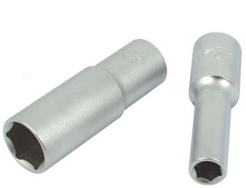 Головка торцевая удлиненная 5.5 мм под квадрат 1/4 дюйма шестигранная (6 гранная) без накатки Master 2121055A-M глубокая высокая 5.5мм