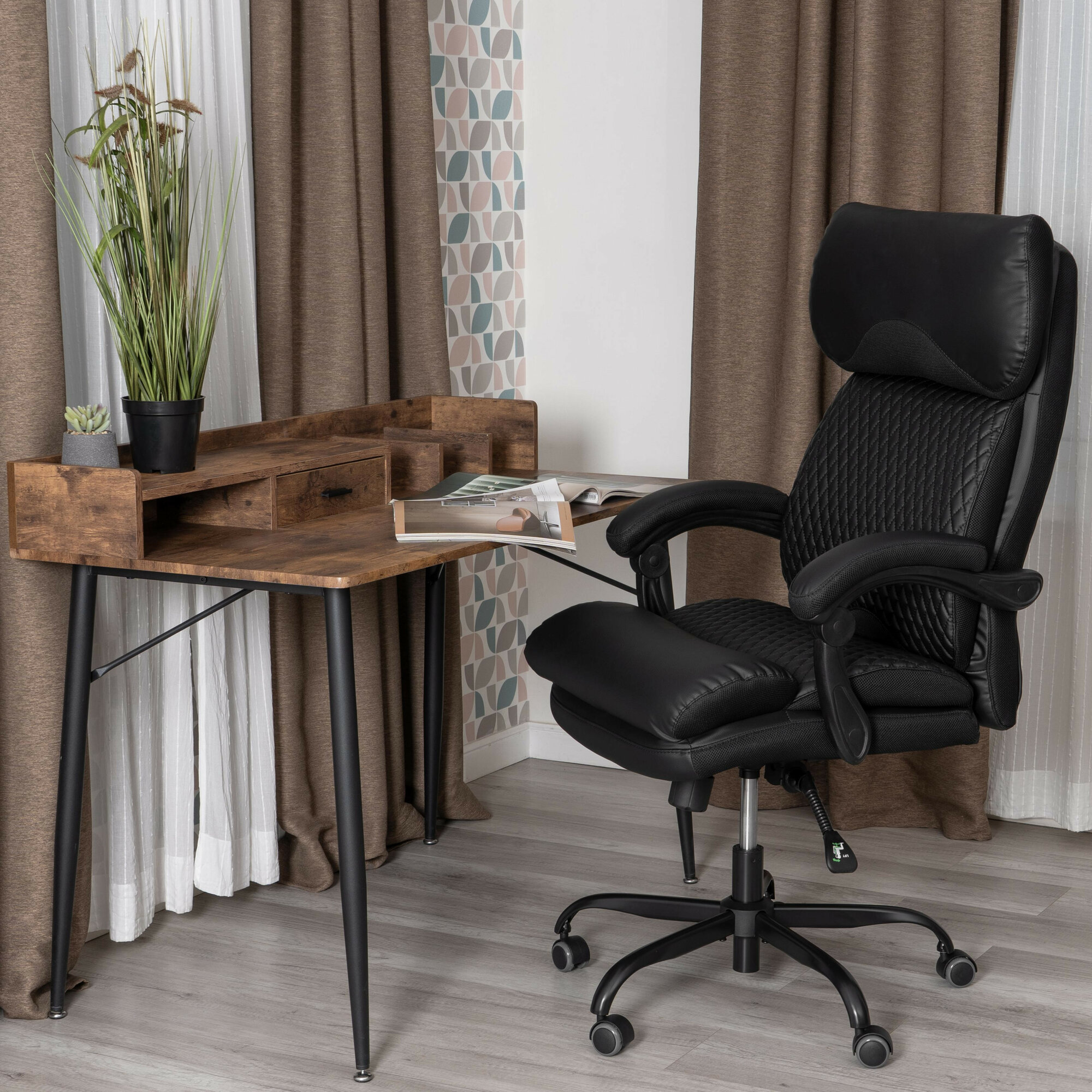 TetChair Компьютерное кресло руководителя CHIEF metalBL, с подлокотниками, экокожа/ткань, черный