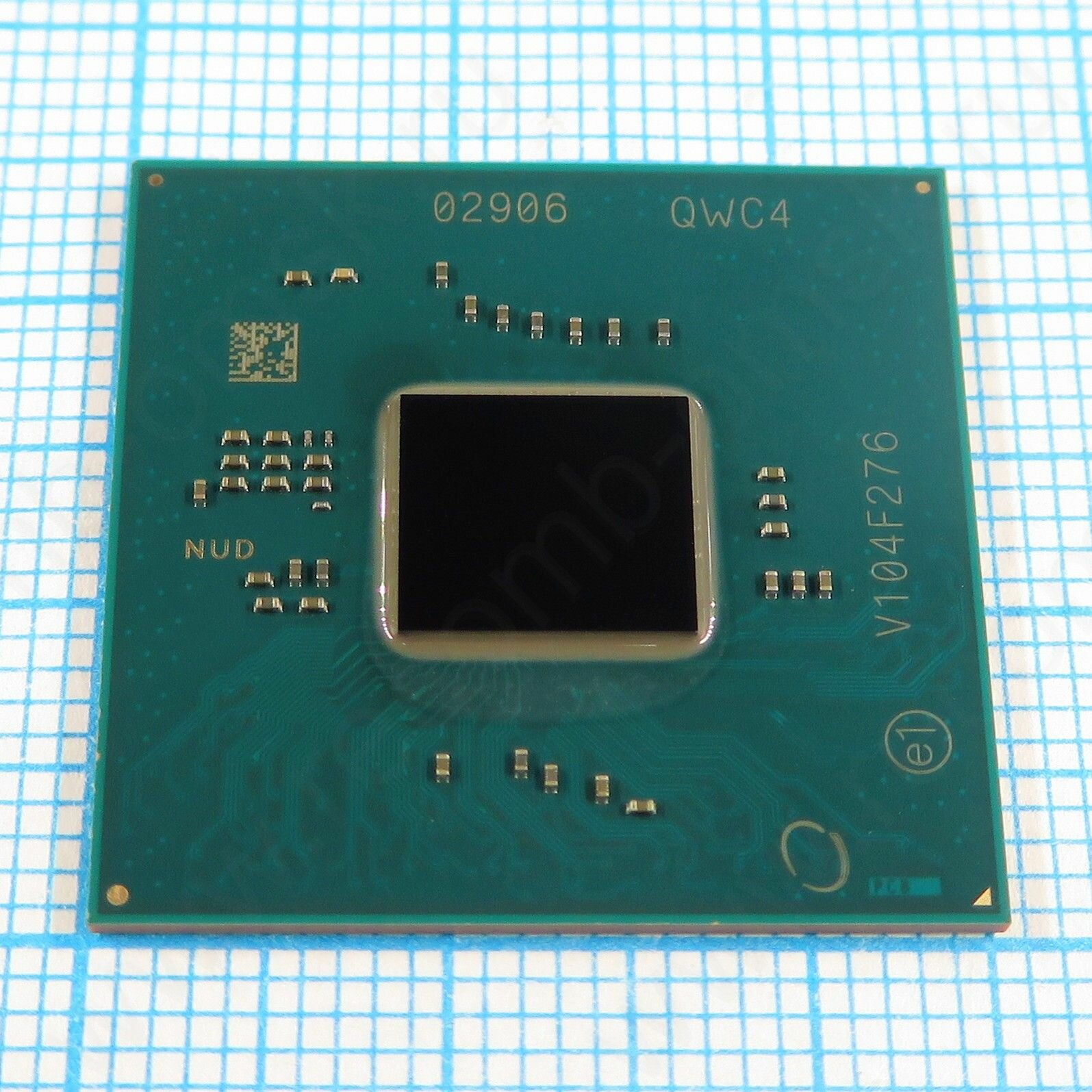 QWC4 FH82QM580 SRKMC - Платформ контроллер хаб