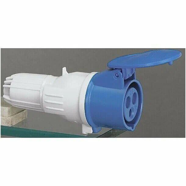 Розетка кабельная 16А 2Р+Е IР44 переносная 250В Р17 057514 Legrand/Daccord