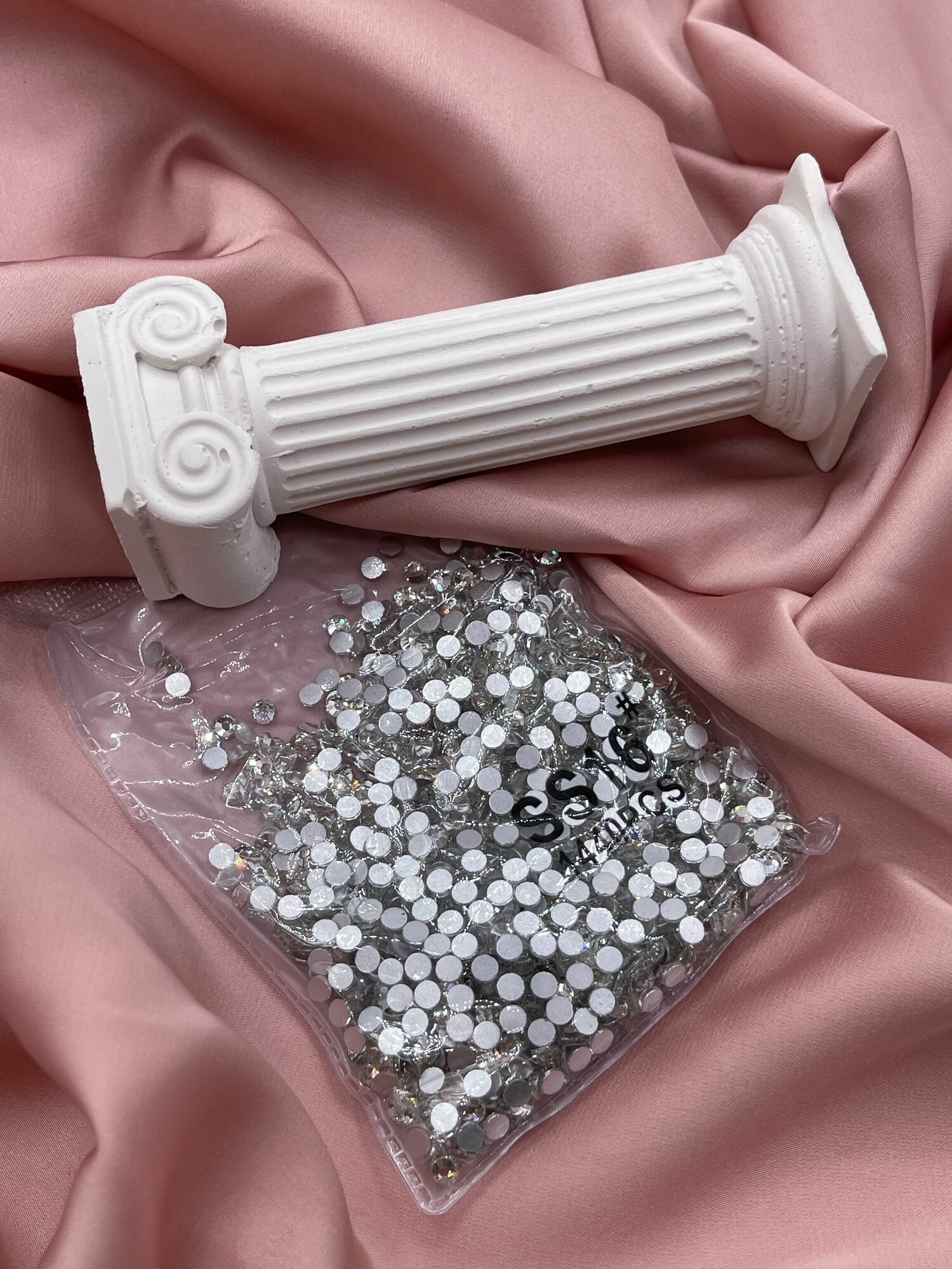 Стразы серебристые клеевые холодной фиксации SS16, 4мм, 1440шт