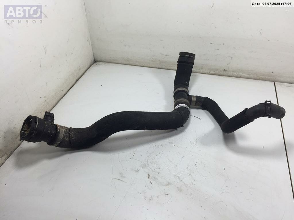 Патрубок радиатора Audi A6 C6 (2004-2011)