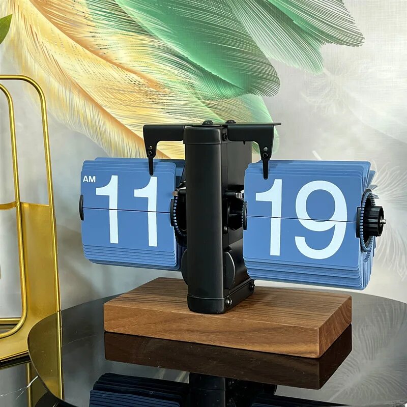 Механические настольные часы, Square blue 12H