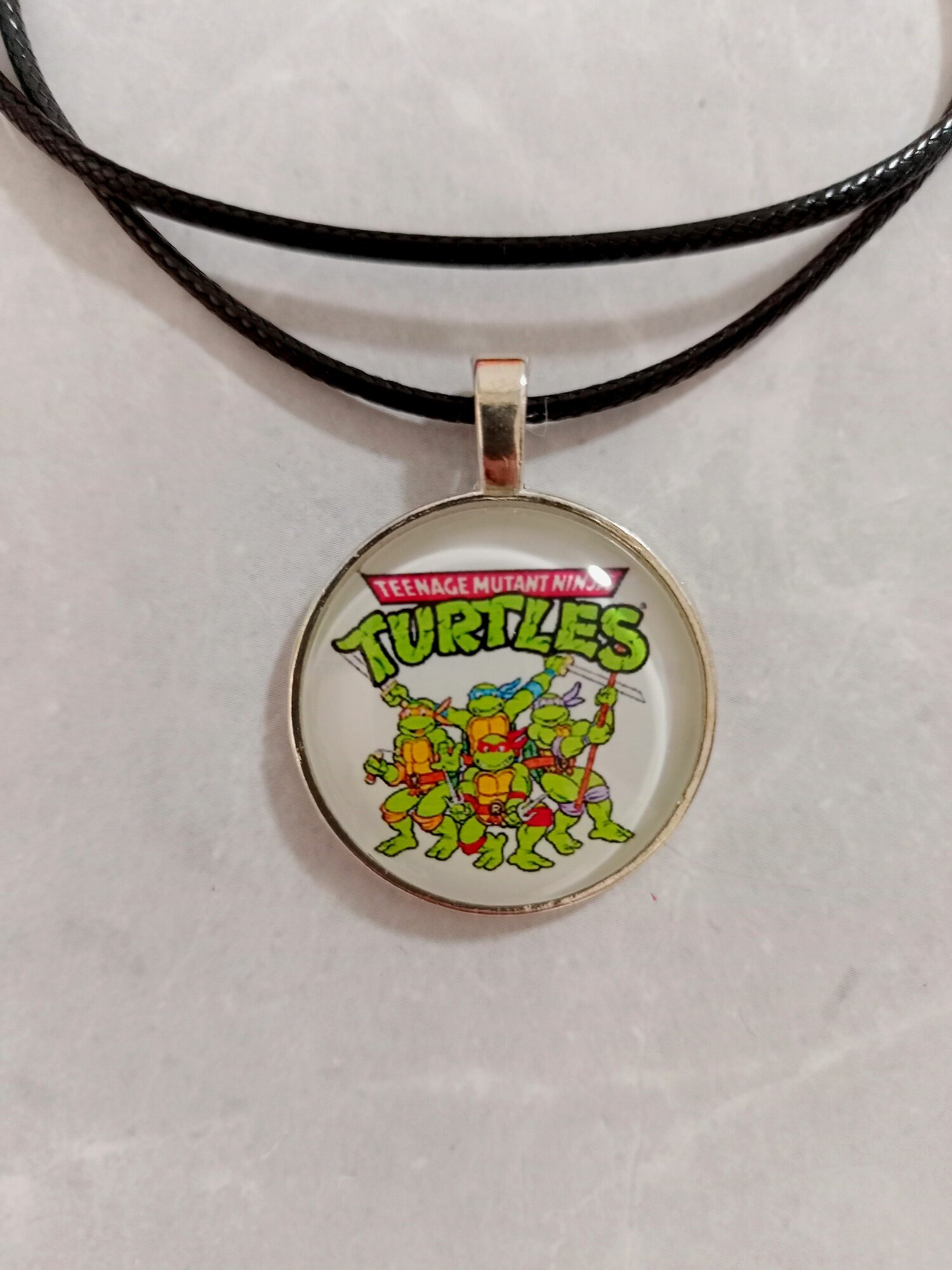 Колье, стекло