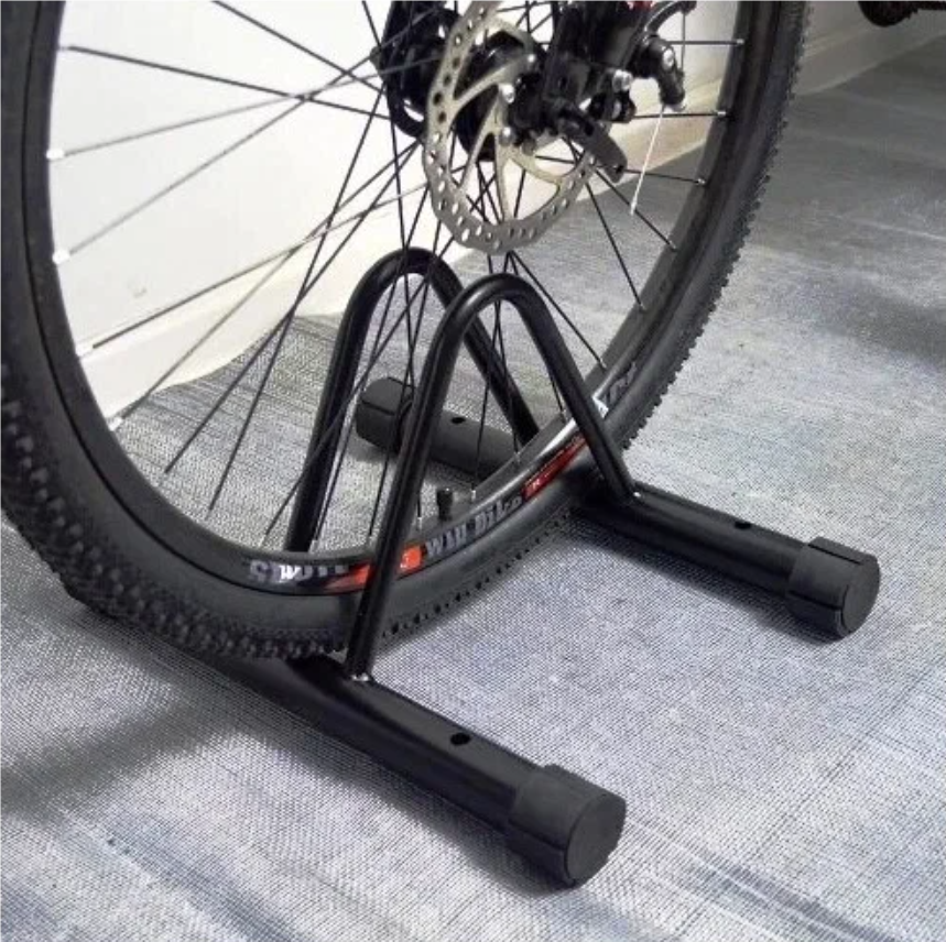 Стойка-подставка универсальная ARISTO HK-012-29, для колес от 12-29", под переднее или заднее колесо, черная