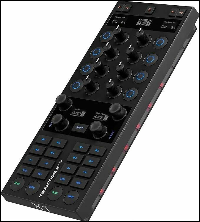 Native Instruments Traktor X1 MK3 Модульный DJ контроллер
