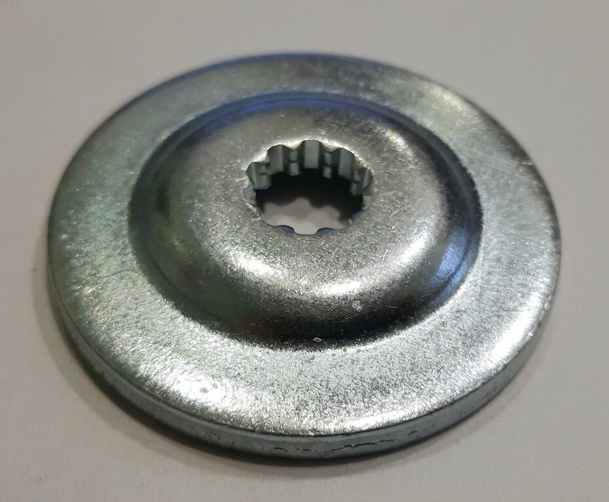 Шайба ножа прижимная для мотокосы ECHO SRM2305, 2655, 330, 350, 4605