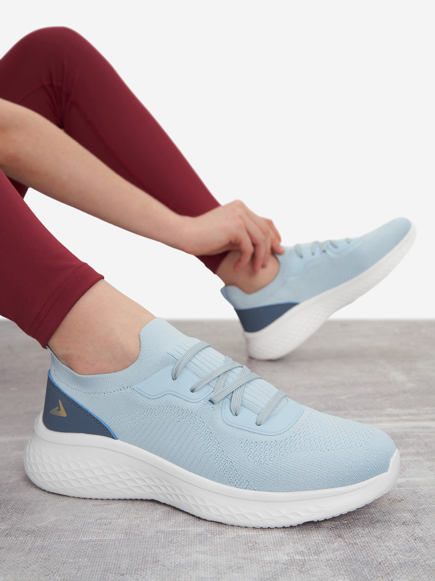 Кроссовки GLOW W