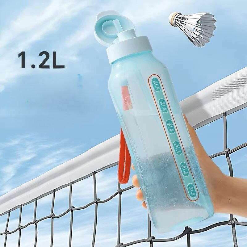 Эко-бутылка 1.2л. с клапаном голубая. Tupperware