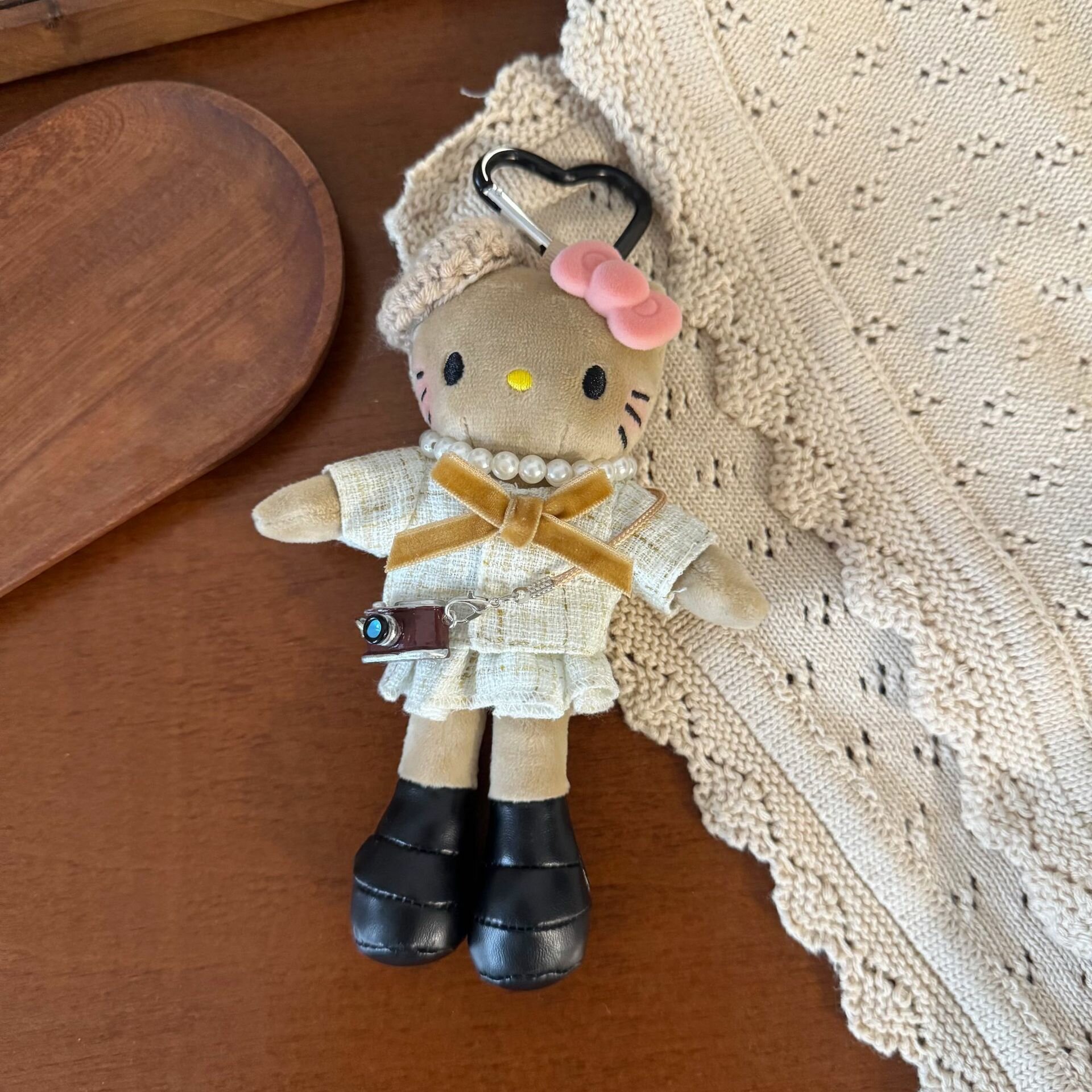 2026 Новейший осенне-зимний брелок для ключей с милым длинноногим котенком, плюшевый кулон, одежда для кукол, стиль Ins, плюшевый брелок