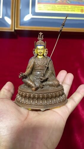 10 см Тибетская посвященная статуя Гуру Ринпоче Падмасамбхавы из меди