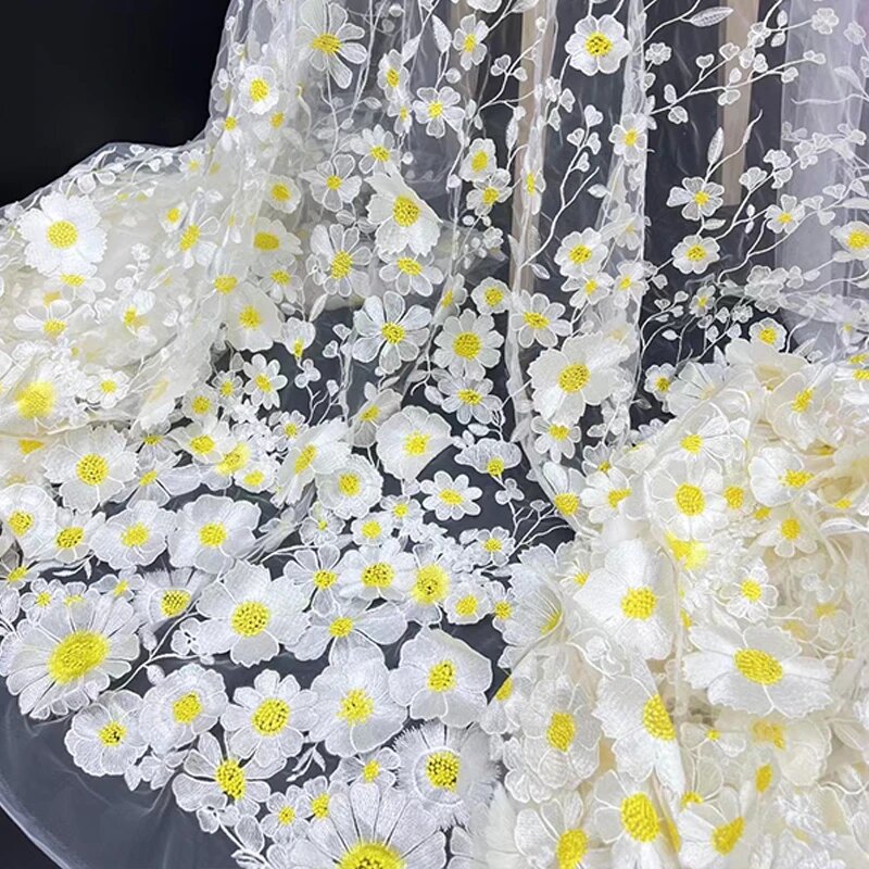 Кружевная сетчатая ткань с 3D цветочной вышивкой 6
