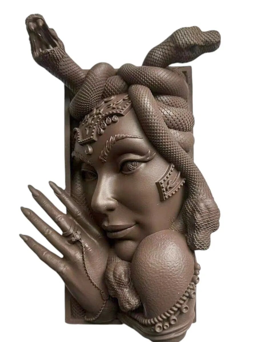 Статуэтка "Медуза Горгона" интерьерная, настольная, коричневого цвета, 20,5 см