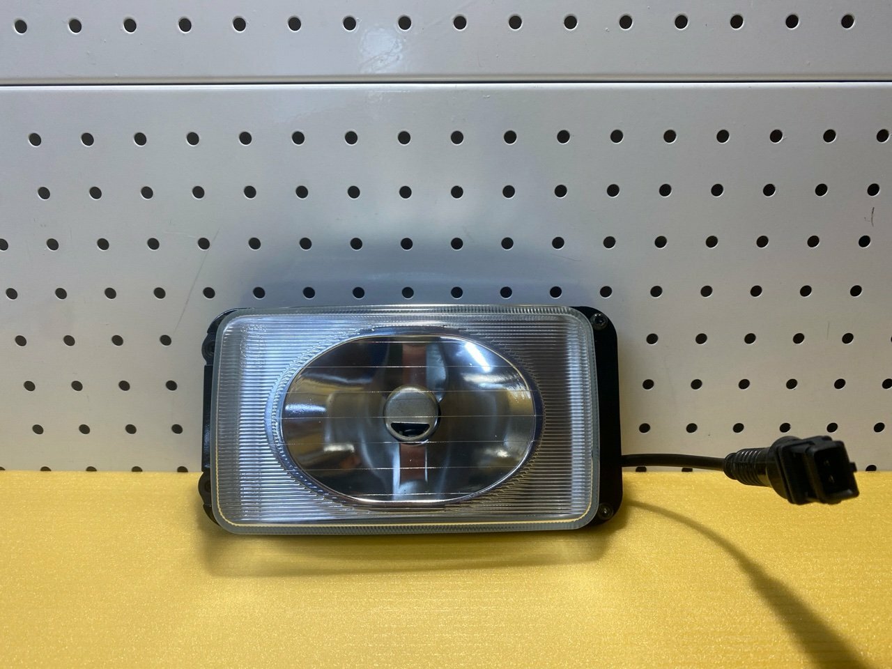 Фара противотуманная Мерседес Актрос МП1, Аксор левая