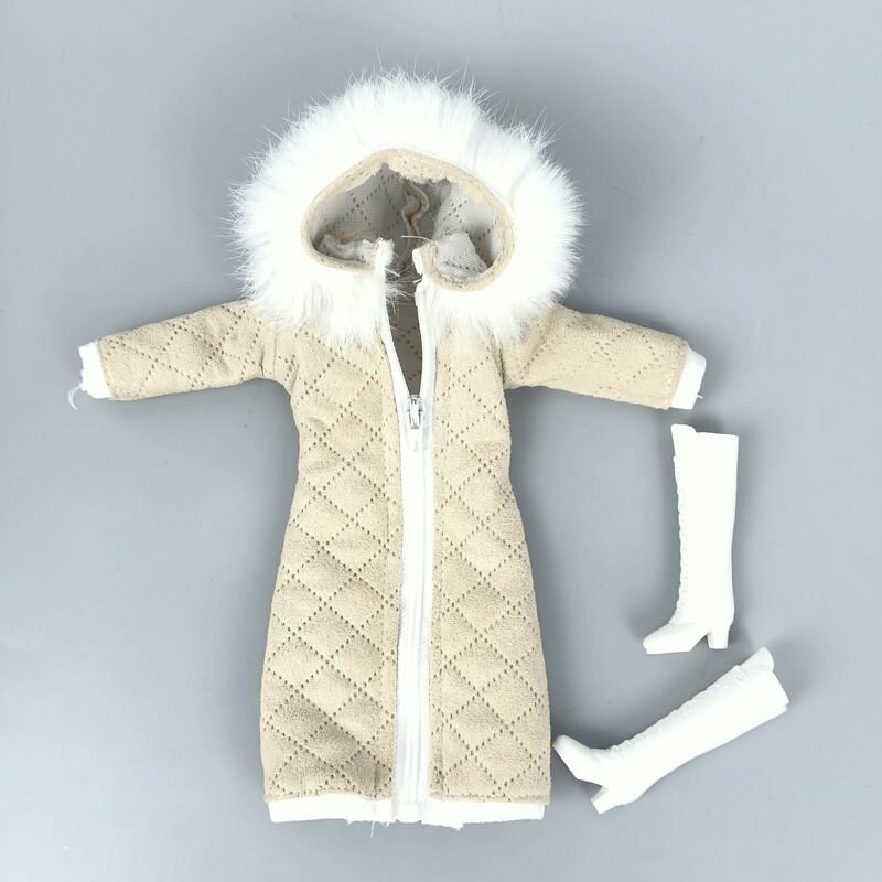 Светло-желтое зимнее теплое длинное пальто для куклы Барби