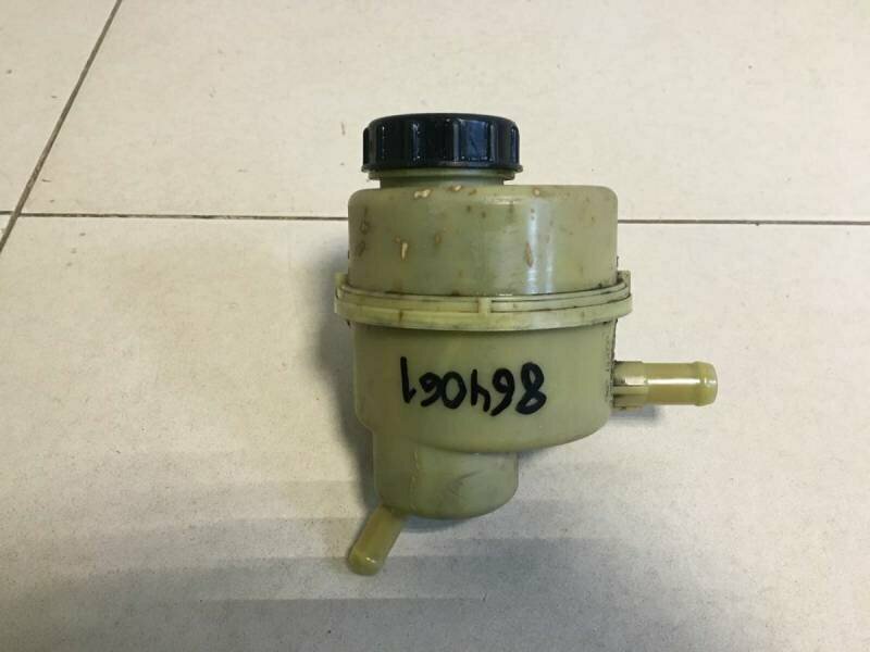 Бачок гидроусилителя Renault Logan 2 2014