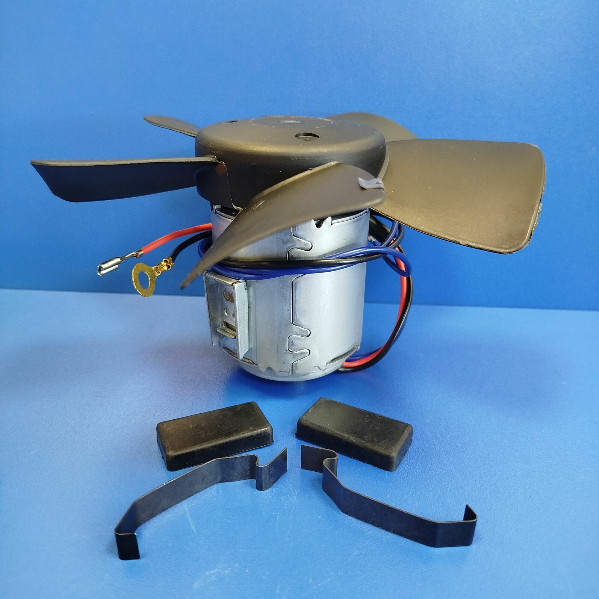 Мотор отопителя печки "LUZAR" для автомобилей ВАЗ 2101-07