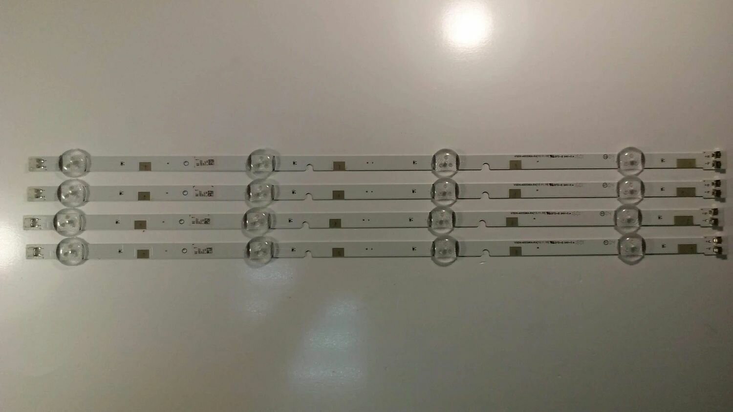 V5DN-480SMA-R4 LCD Samsung CY-JJ048BGEV5V HW36 за 1 планку для Ue48J5200Au Ba03 Lcd Телевизор Samsung LCD, LED подсветка (string стринг светодиодный) для матрицы арт. 8494