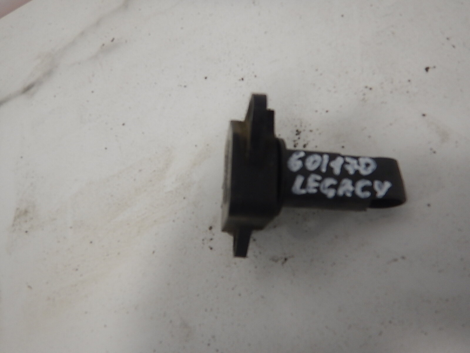 Б/У Расходомер воздуха (массметр/ДМРВ), Subaru (Субару)-LEGACY (B14) (10-14) SUBARU LEGACY (B14) (10-14) Без видимых пов...