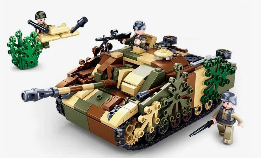 Конструктор SLUBAN WW2 M38-B0858 немецкая штурмовая САУ StuG IV (524дет, 3фиг, 22,6см)