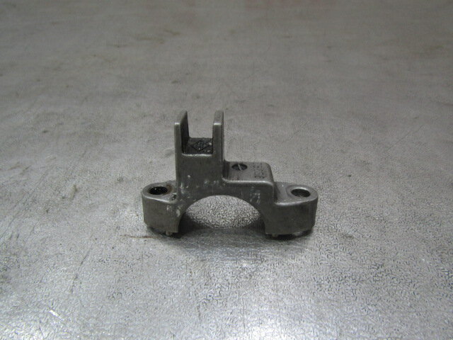 Бугель распределительного вала двигателя D2066 MAN TGA, TGS, TGX