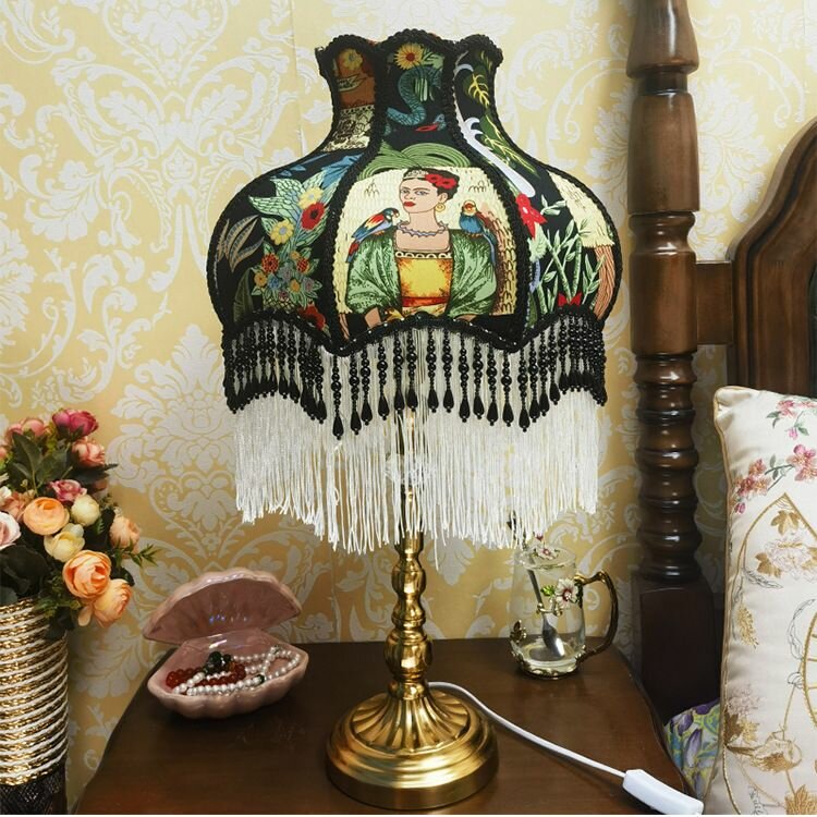 Французская пасторальная настольная лампа, европейская ретро-прикроватная лампа принцессы в спальне с кисточками,24031001, FangFei Liu