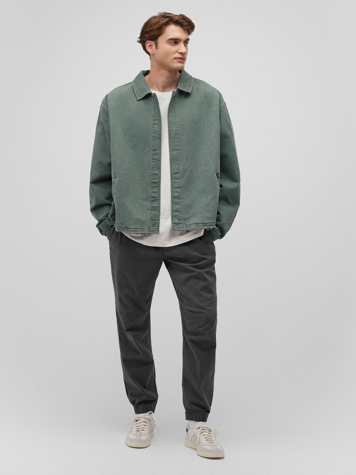 Брюки спортивные